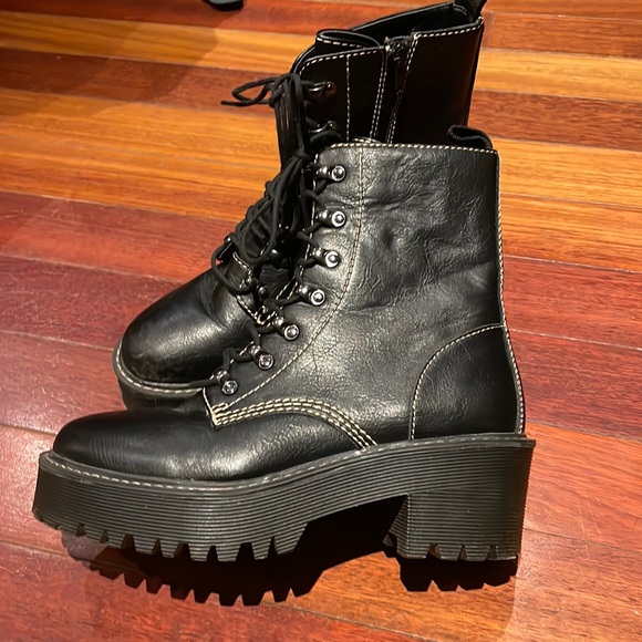 Madden Girl | Shoes | Madden Girl Lugg Sole Combat Boots | Poshmark